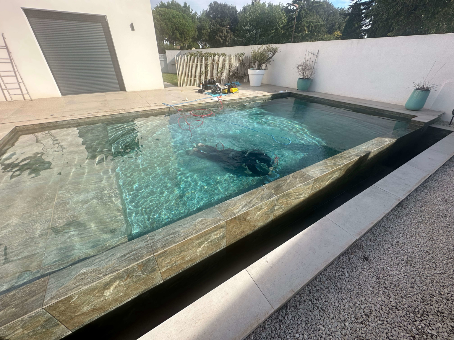 Recherche Fuite Piscine Marseille Aix-en-Provence - Locamex